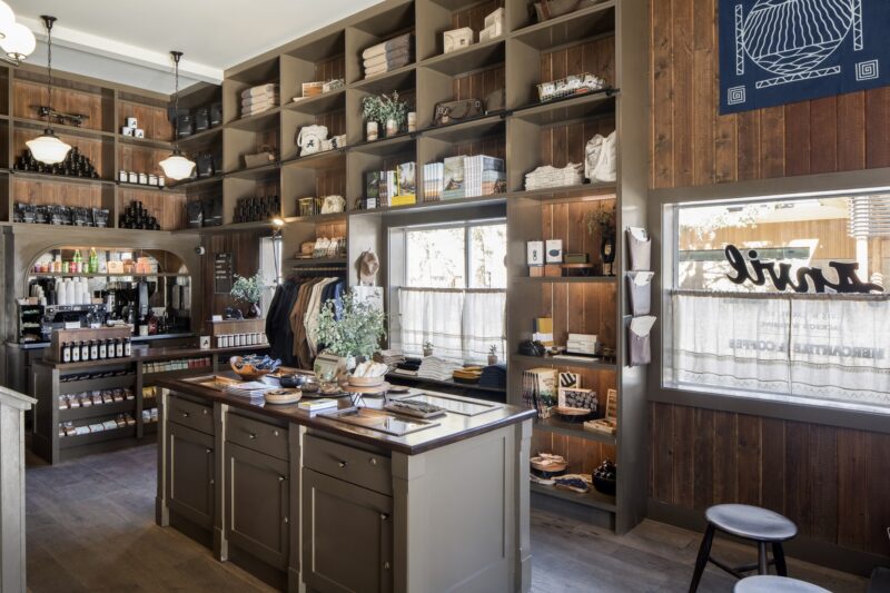 Cache House Hostel |Accommodations in Jackson Hole, Wyoming